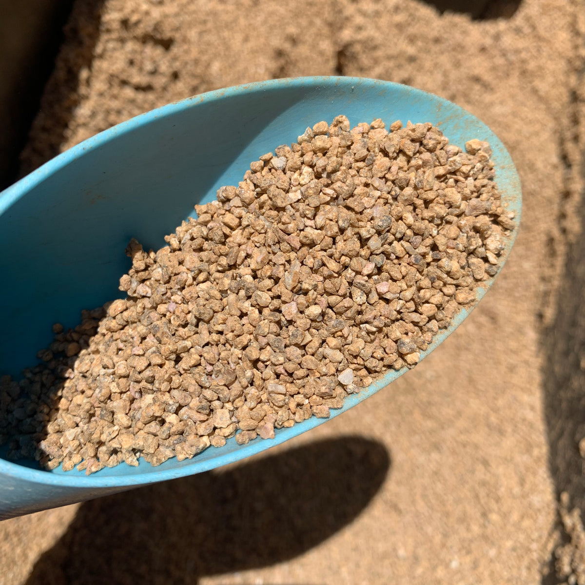 Medical Stone/ Golden Maifan Stone for topping 2-4mm 黄金麦饭石 – Succulents ...